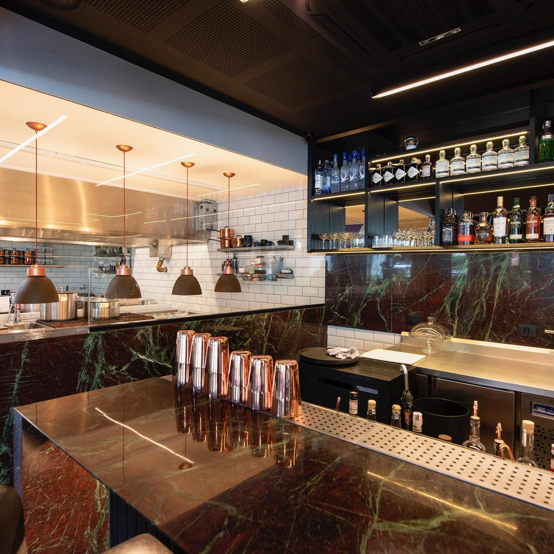 MOULIN ROUGE Quartzite polished 2cm thick - Slab